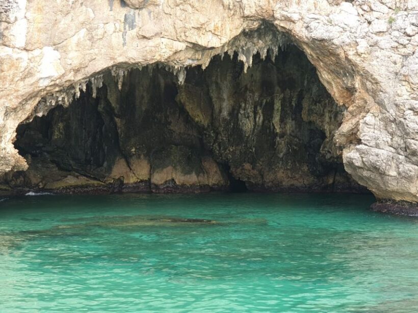 Sperlonga: Boat Tour to Gaeta with Pizza and Drinks - Summary