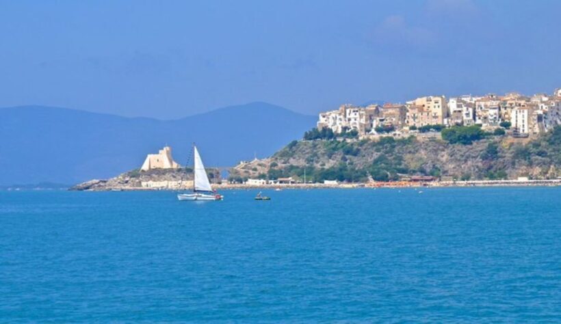 Sperlonga: Private Boat Tour to Gaeta with Pizza and Drinks - Key Points