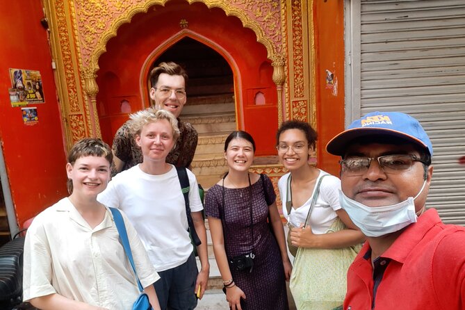 Spice Market, Masala Chai with Old Delhis heritage trails - Visiting Jama Masjid