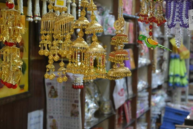 Spices & Stories: The Old Delhi Food Trail - Key Points