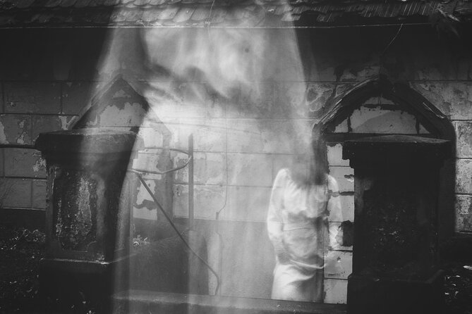 Spirits of Seville Pensacola's Haunted History Tour with Meal - The Sum Up: Who Should Consider This Tour?