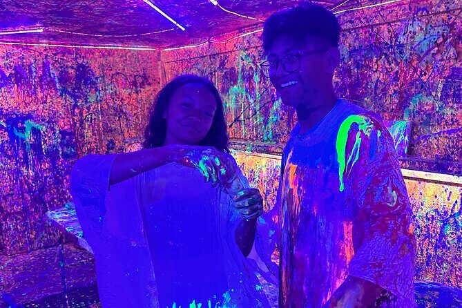 Splatter Art Paint Studio Experience in Hawaii - Practical Details