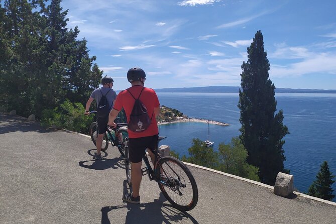 Split Bike and Wine Experience - Key Points