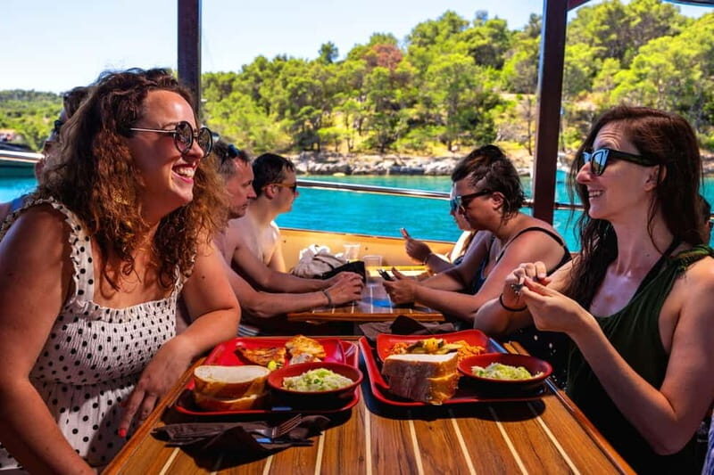 Split: Blue Lagoon Underwater Museum Tour w/Lunch & Drinks - Key Points