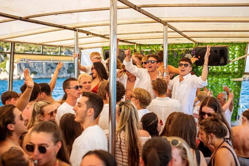 Split: Captains Boat Party  Blue Lagoon, DJ & Free Shots - What’s Included and What’s Not
