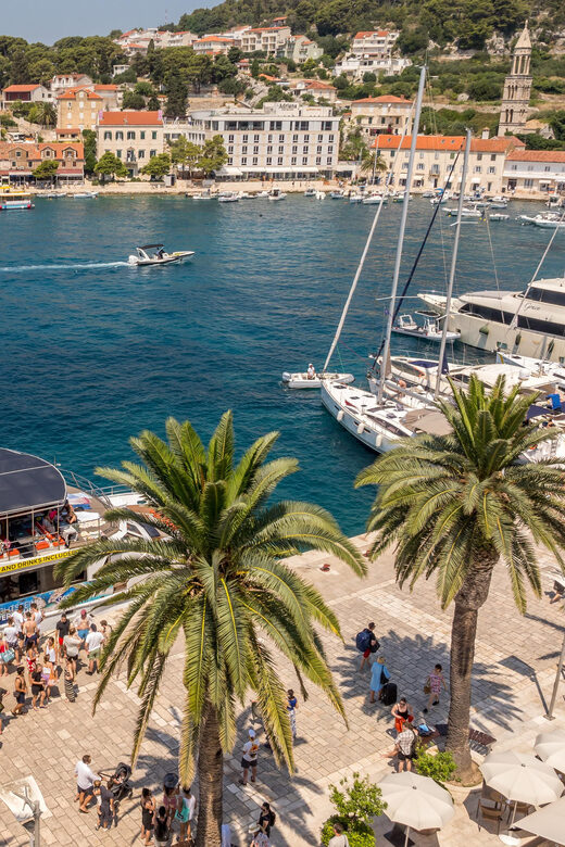 Split: Hvar, Bra, and Pakleni Cruise with Lunch and Drinks - Olife Beach Club in Milna