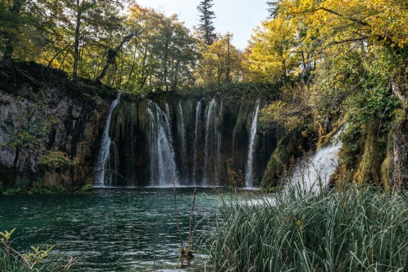 Split: Self-Guided Plitvice Lakes Day Tour with Boat Ride - The Experience of the Guides and Staff