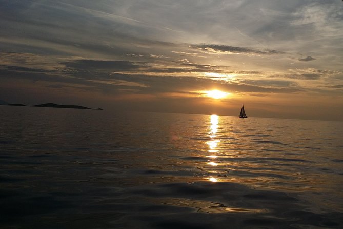 Split: Small-Group Sunset Sailing Trip - Key Points