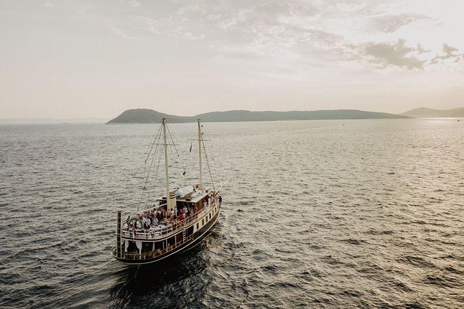 Split Sunset Cruise With Live Music - Who Should Consider This Tour?