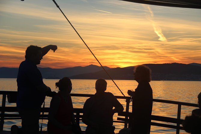 Split Sunset Cruise With Live Music - The Sum Up