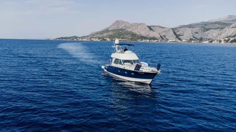 Split to Dalmatian Islands: Private Luxury Yacht Tour - Deep Dive into the Itinerary