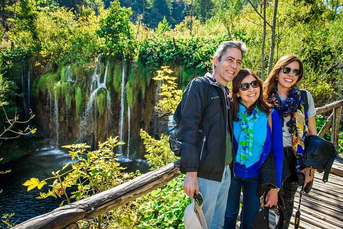 Split to Zagreb Group Transfer With Plitvice Lakes Guided Tour - Accessibility and Requirements