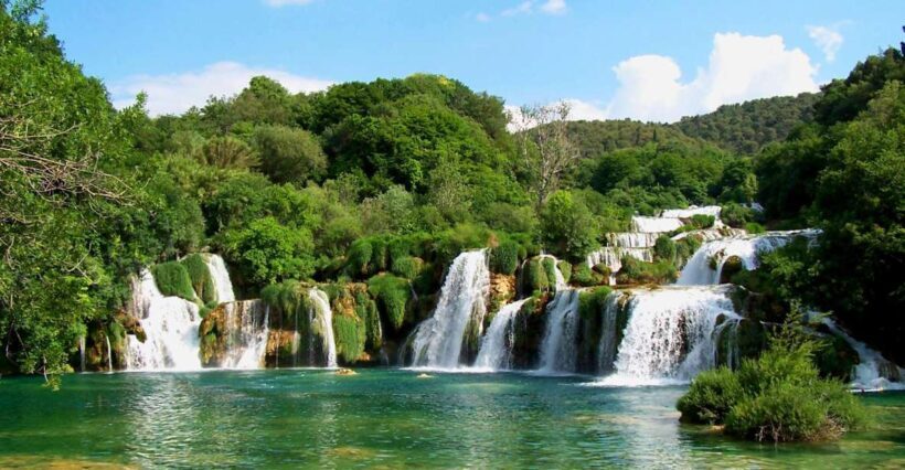 Split/Trogir: Krka National Park Day Trip with Wine Tasting - Exploring Krka National Park: What to Expect