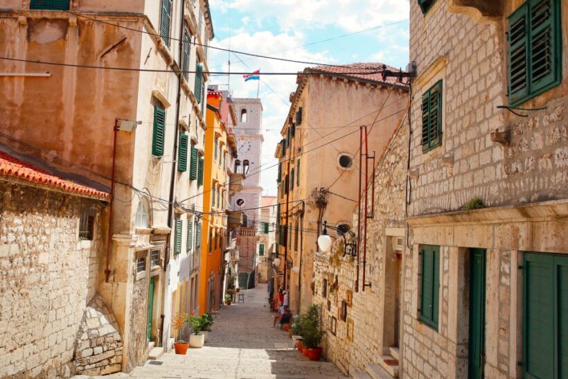 Split & Trogir: Krka Waterfalls & Swimming in Primoten - An In-Depth Look at the Tour