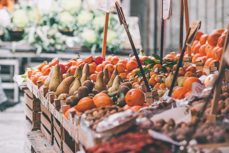 Spoleto: Market Tour and Meal at a Local's Home - Key Points