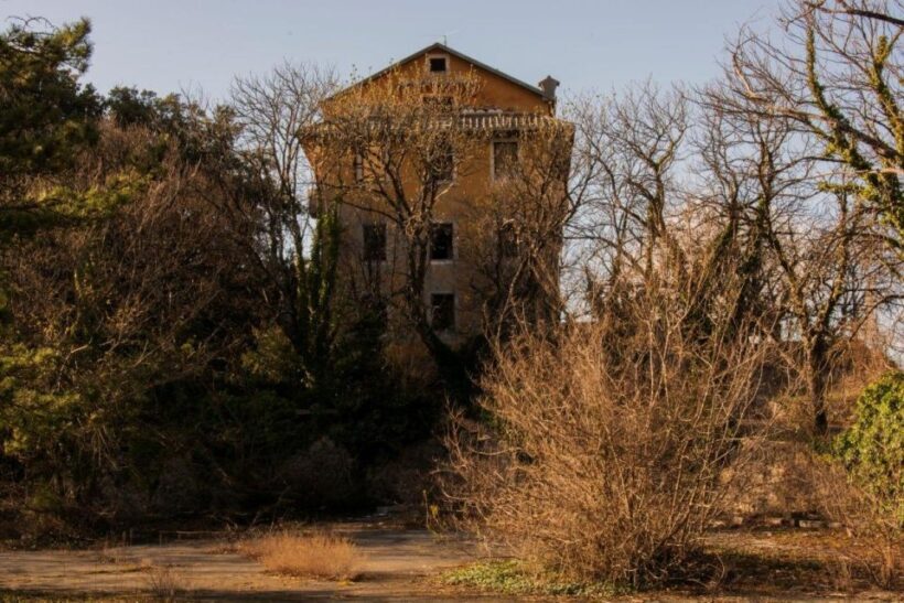 Spoleto, Tour of the Hotel del Matto (the Fool's Hotel) - FAQ