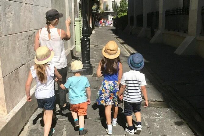 Spooky Kid-Friendly Ghost Hunt in New Orleans - The Guide’s Role