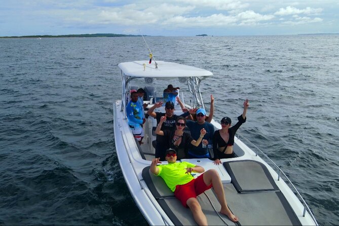 Sport Boat: Rosario Island, Lunch on Private Island, Cholon & Baru - Meeting and Pickup Details