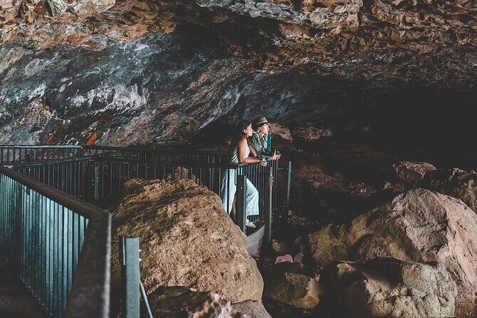 Springbrook andTamborine Rainforest Tour Incl Natural Bridge and Glow Worm Cave - FAQs