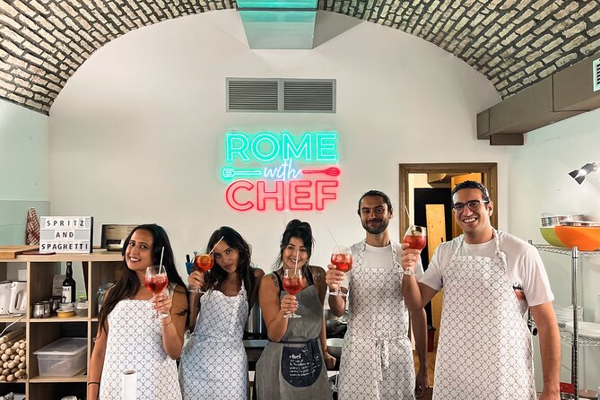 Spritz & Spaghetti: Tipsy Cooking Class in Rome - Crafting Cocktail Classics