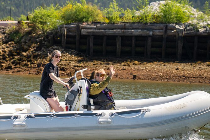 Squamish Rigid Hull Inflatable Boat Rental - Key Points