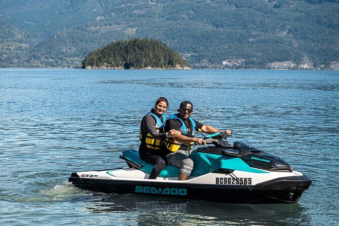 Squamish Yamaha Waverunner VX Deluxe Jet Ski Rental - The Setting: Howe Sound and Beyond