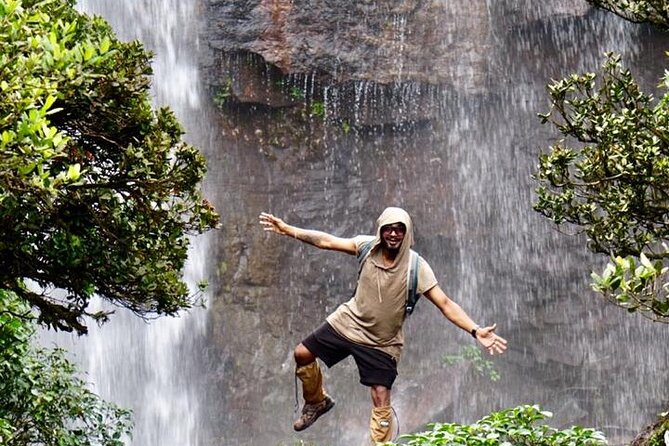 Sri Lanka 11 Nights -12 Days Luxury Guided Tour by Mini-Coach - FAQs