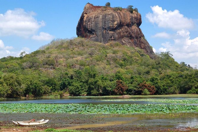 sri lanka Holiday Round tour 13-Days with driver, vehicle and H/B accommodations - Who Would Love This Tour?