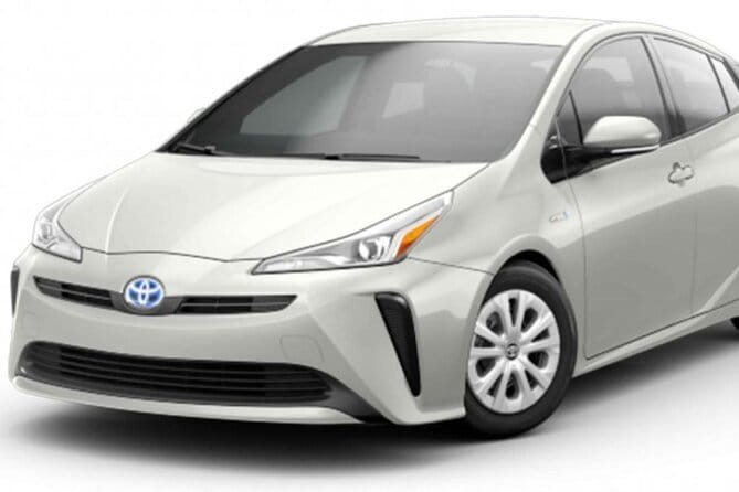 Sri Lanka Private car charter with driver and fuel. - Key Points