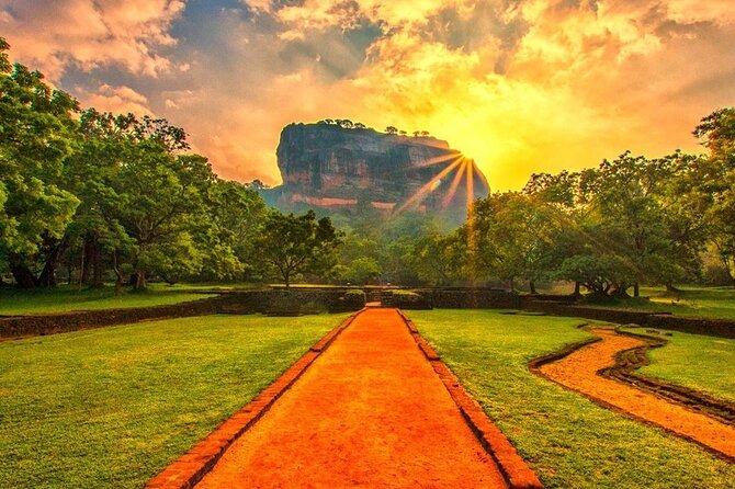 Sri Lanka Private Tour 10 DAYS Driver/Vehicle/Accommodation H/B - Who Would Benefit Most?