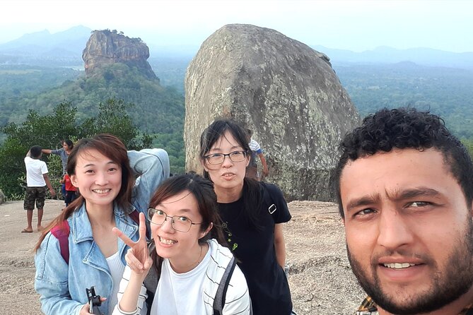 Sri Lanka Privet Tour/7 days Chauffeur, Vehicle, Accommodations + Customizable - FAQ