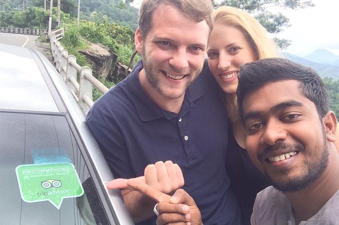 Sri Lanka sightseeing tours 11 Days with driver, vehicle and H/B accommodations - Key Points