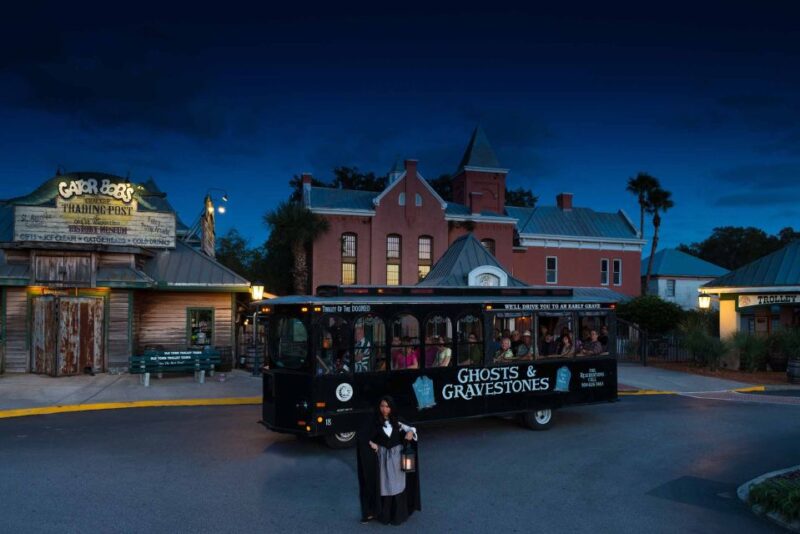 St. Augustine: Ghosts and Gravestones Old Town Trolley Tour - Practical Tips for Visitors