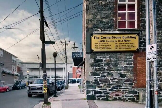 St. John's Local Pub Tour & History Lesson - The Pubs and Atmosphere