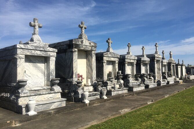 St. Louis Cemetery No. 3 Walking Tour - The Itinerary Breakdown