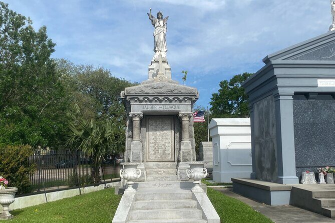 St. Louis Cemetery No. 3 Walking Tour - Final Thoughts: Who Should Take This Tour?