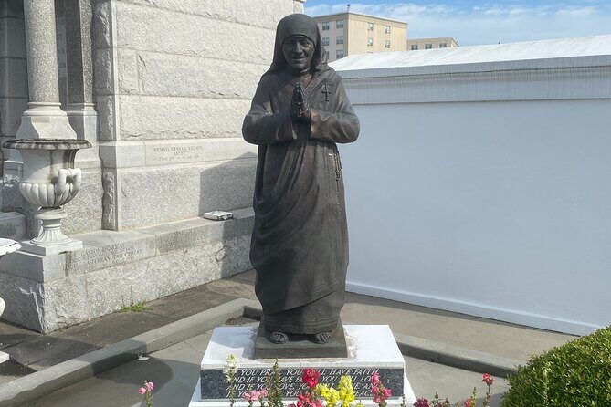 St. Louis Cemetery No. 3 Walking Tour - FAQs
