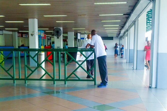 St Lucia Airport Shuttle from Hewanorra Airport (UVF) - One Way - Who Should Consider This Shuttle?