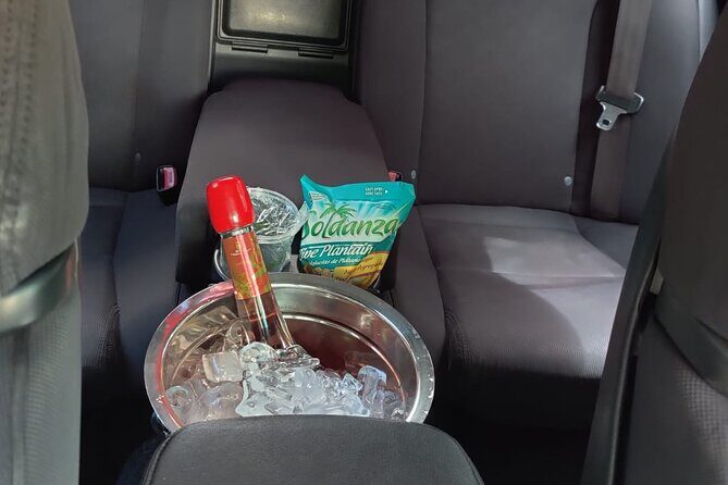 St Lucia Private Roundtrip Transfer: Hewanorra International Airport - FAQ