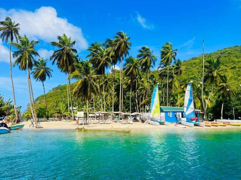 St. Lucia: Private Speedboat Instagram Tour with Drinks - A Closer Look at the Speedboat Instagram Tour