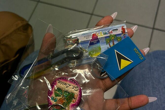 St. Lucia UVF Airport Transfers - Roundtrip with Free Souvenirs - Why This Transfer Stands Out
