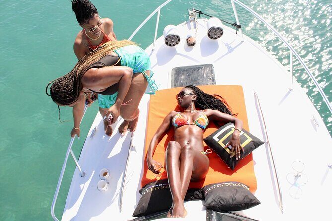 St Maarten Boat Tour with Lunch, Drinks, & Snorkeling Gear - An In-Depth Look at the St. Maarten Boat Tour