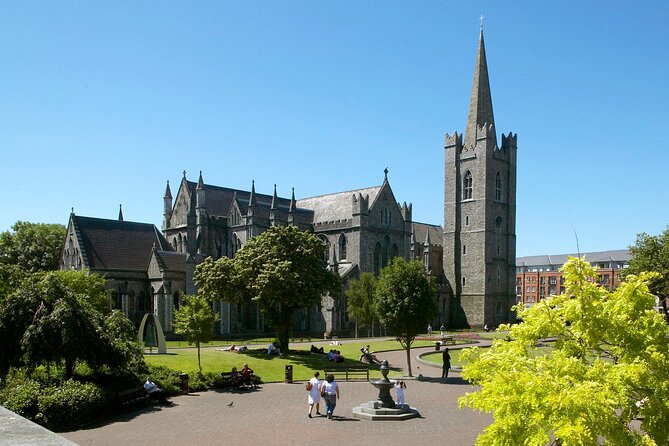 St Patricks Cathedral, Book of Kells and Dublin Castle Tour - Key Points