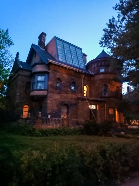 St. Paul - Summit Avenue Haunted History Ghost Walking Tour - In-Depth Breakdown of the Tour