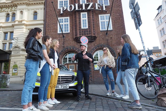 St. Pauli Kieztour - Reeperbahn Right in the Middle (German-Speaking Only) - Discover the Beatles Influence on the District