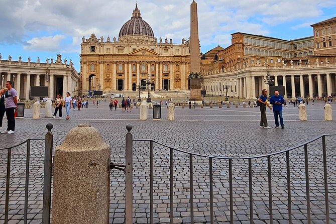 St. Peters Basilica & Dome Tour With Professional Art Historian - Expert Navigation and Guidance