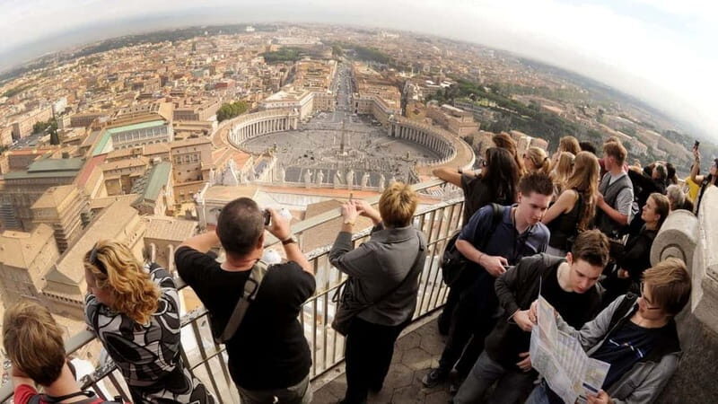 St. Peter's Dome Climb, Basilica and Vatacombs Tour - Practical Tips for Participants
