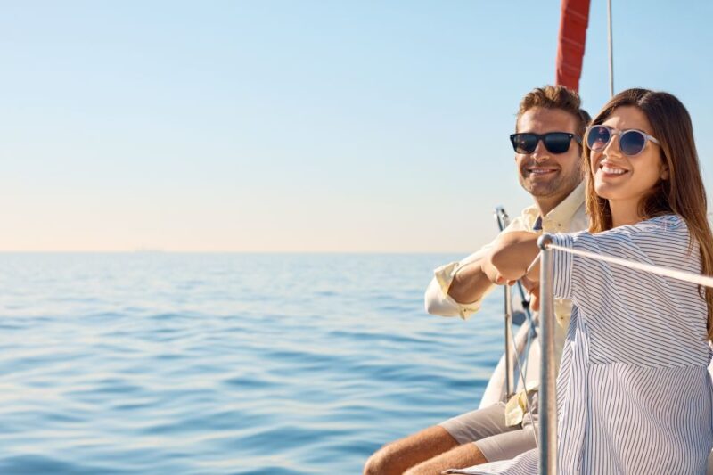 St. Petersburg, FL: Private 2-Hour Dolphin Watching Cruise - The Experience of a Small, Private Group