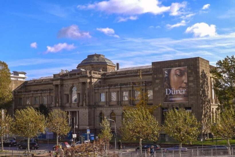 STÄDEL MUSEUM TOUR - Exploring the Städel Museum Tour: An In-Depth Look