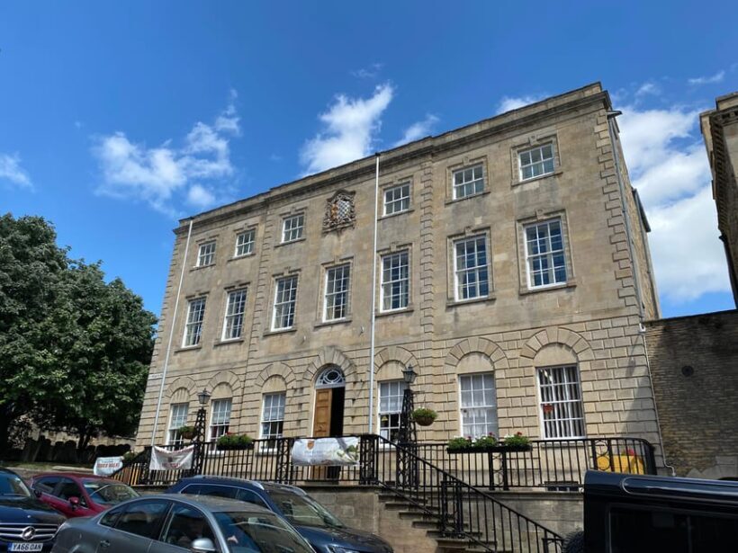 Stamford: Guided Walking Tour of Stamford - A Closer Look at the Itinerary